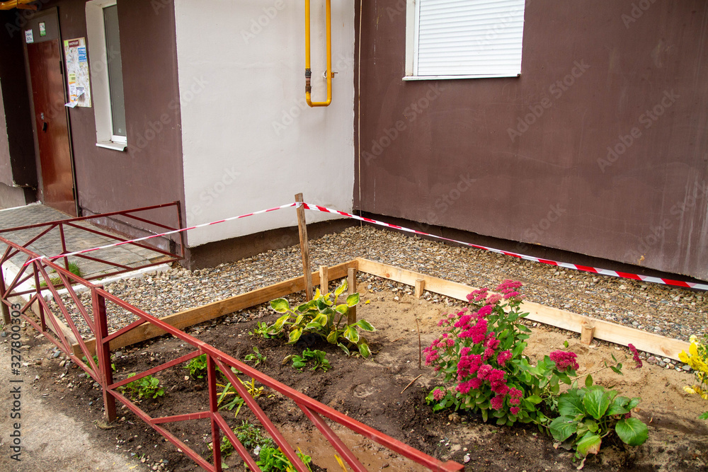 Repair of the blind area at the apartment building. Preparation for ...