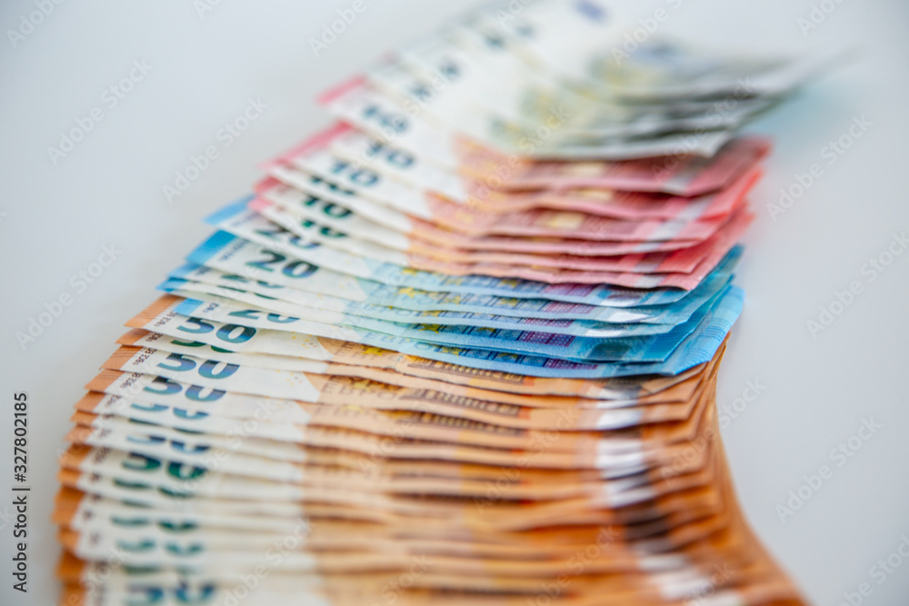 50 20 10 5 Euro Scheine auf weißem Hintergrund Stock Photo | Adobe Stock