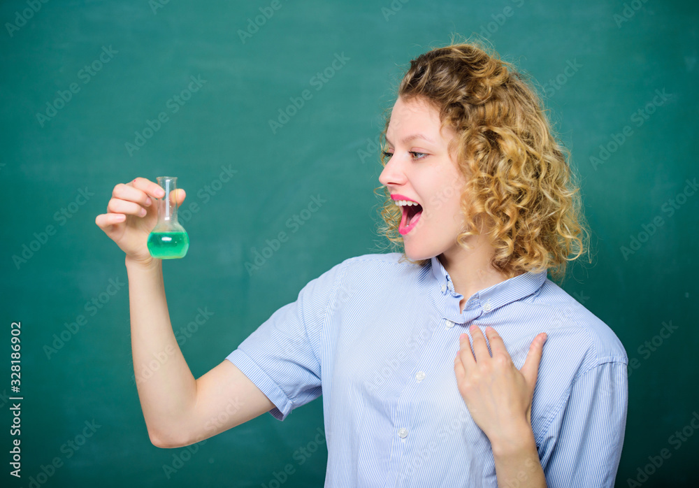 Chemistry lesson. Chemistry lab. Interesting and fascinating. Explore ...