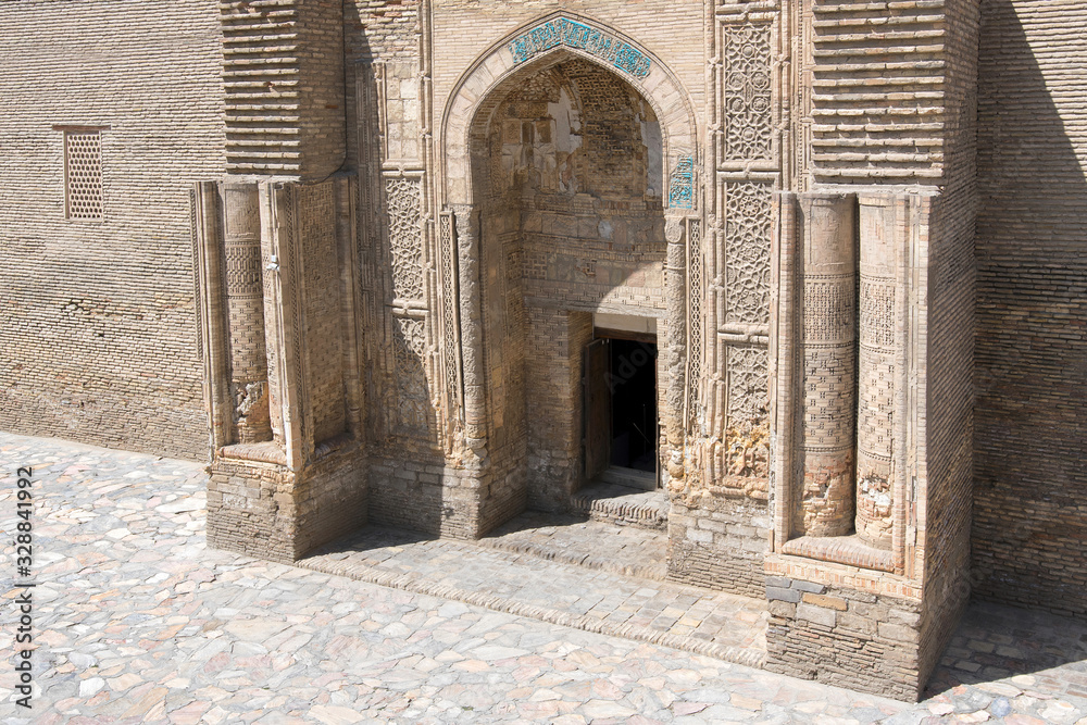 Magok-i-Attari Mosque (or Magoki Attor Mosque), one of the oldest ...