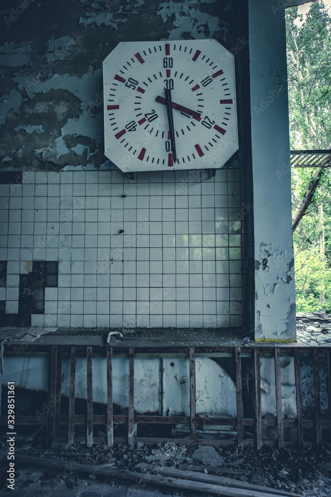 radioactive clock in pool in Pripyat school, Chernobyl Exclusion Zone ...