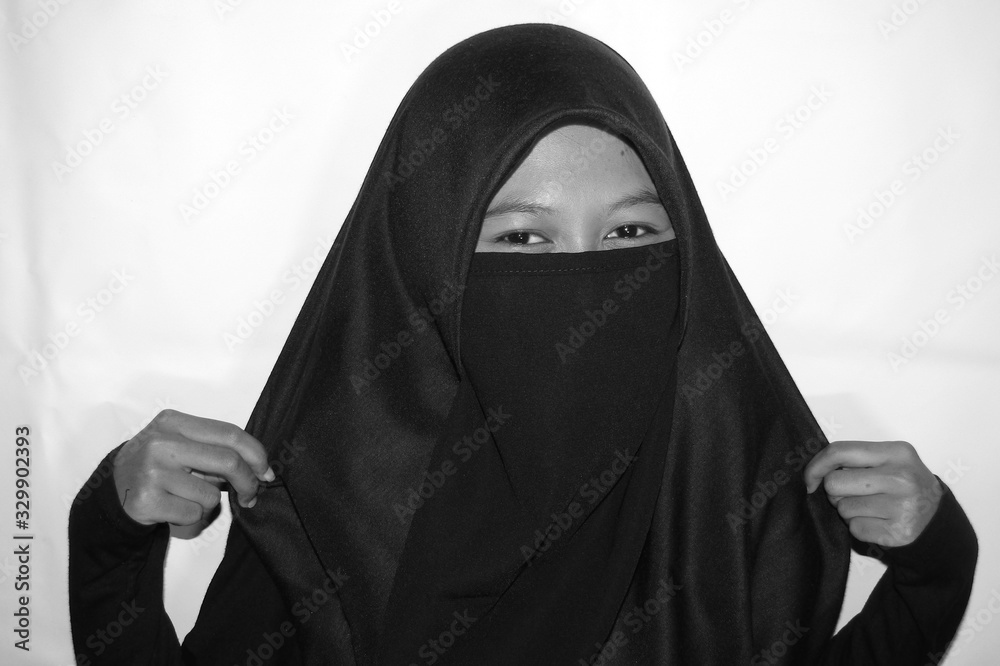 Close up view of Pretty lady woman girl wear hijab jilbab niqab ...