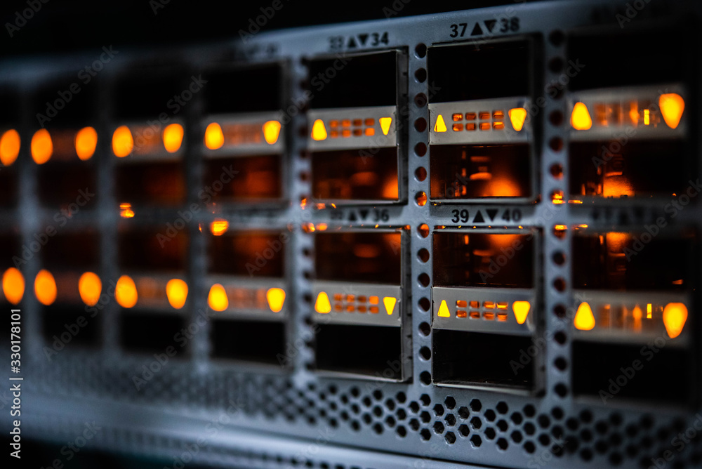empty slots in the network switch in data center Stock-Foto | Adobe Stock