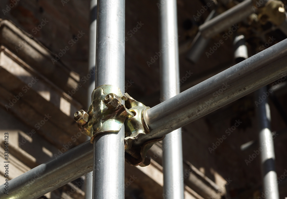 Scaffolding pipe clamp and parts, An important part of building ...