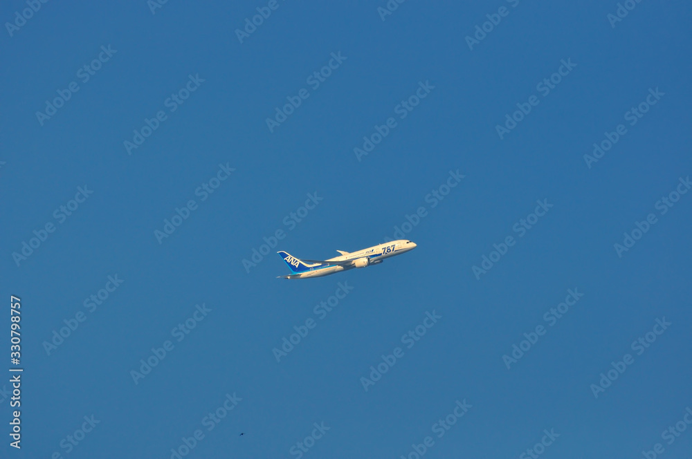 MALAYSIA - MARCH 13; 2016: Boeing 787-881 Dreamliner JA805A from All ...