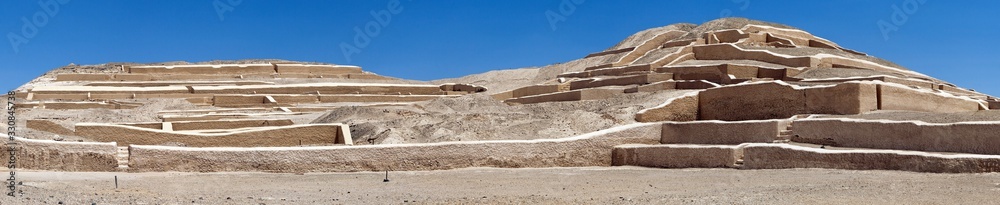 Nazca pyramid at Cahuachi archeological site in Peru Stock Photo ...
