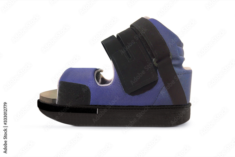 Forefoot Off-loading Shoe after fractures. Detachable therapeutic shoes ...