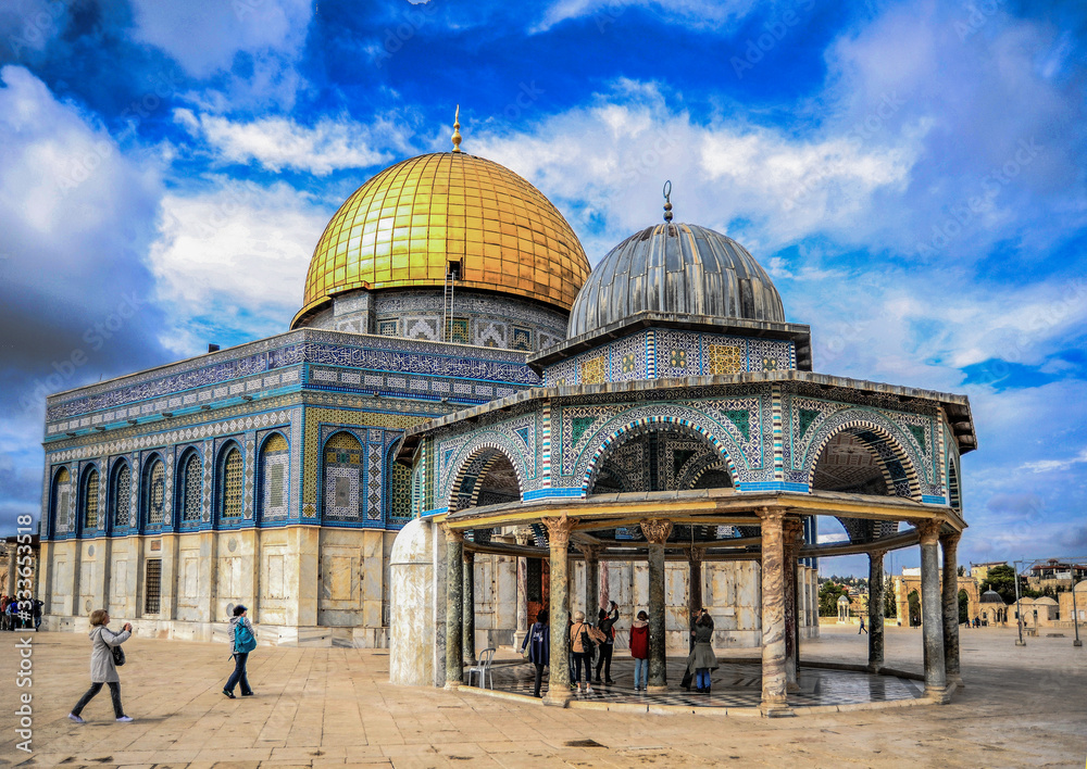 The mountain on which King Solomon erected the first temple to the One ...