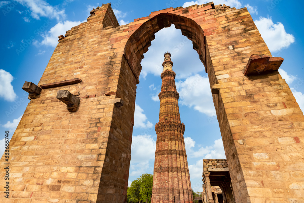 Foto Stock Qutub Minar New Delhi, India, The tallest minaret in India ...