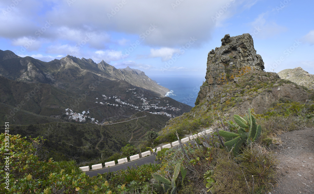 splendide route dans la massif de l'Anaga, ile de Tenerife Stock Photo ...