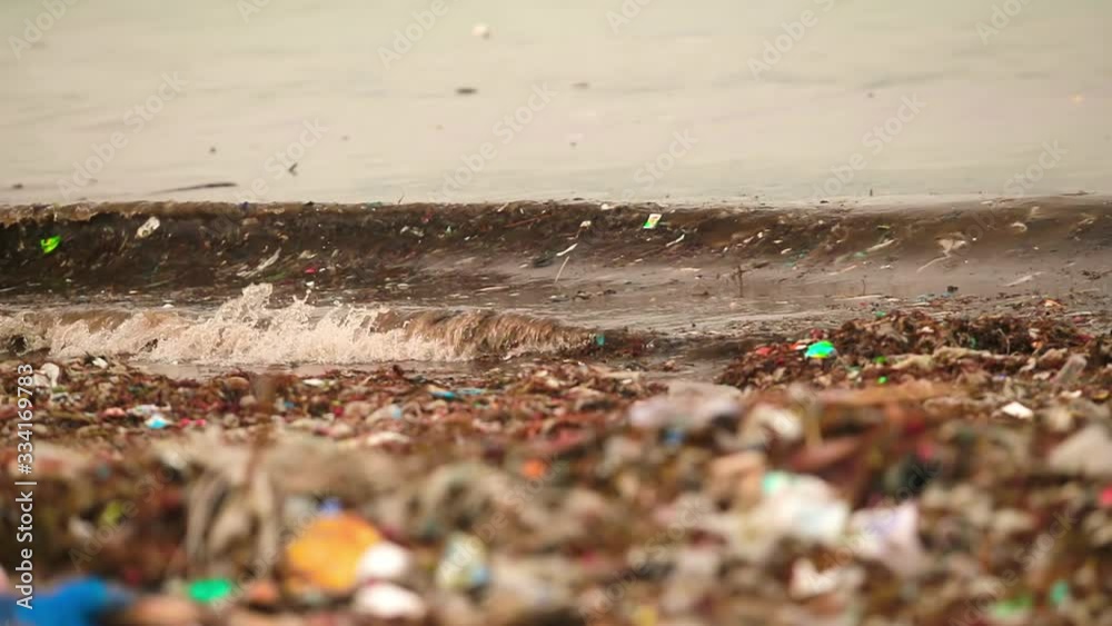 Vídeo do Stock: The worlds most polluted beach in Bali. Plastic bags ...