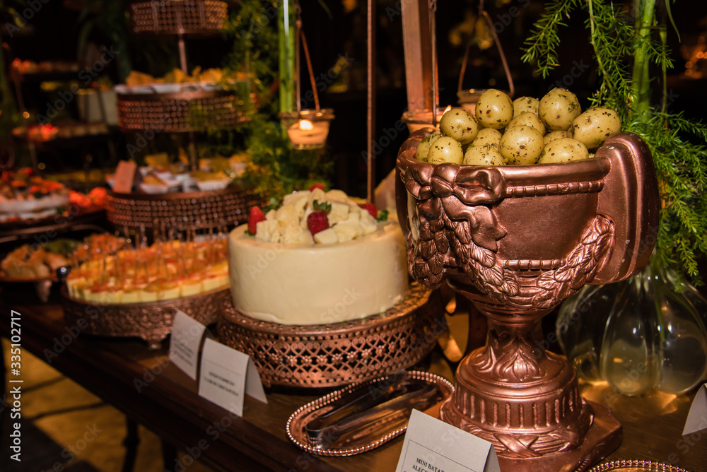 Graduation buffet, transforming and giving an extra harme to a prom ...