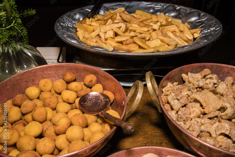 Graduation buffet, transforming and giving an extra harme to a prom ...