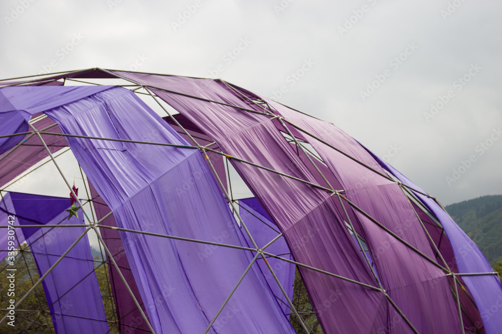 Mobile dome decoration design. A Geodesic Dome Tents. A hemispherical ...