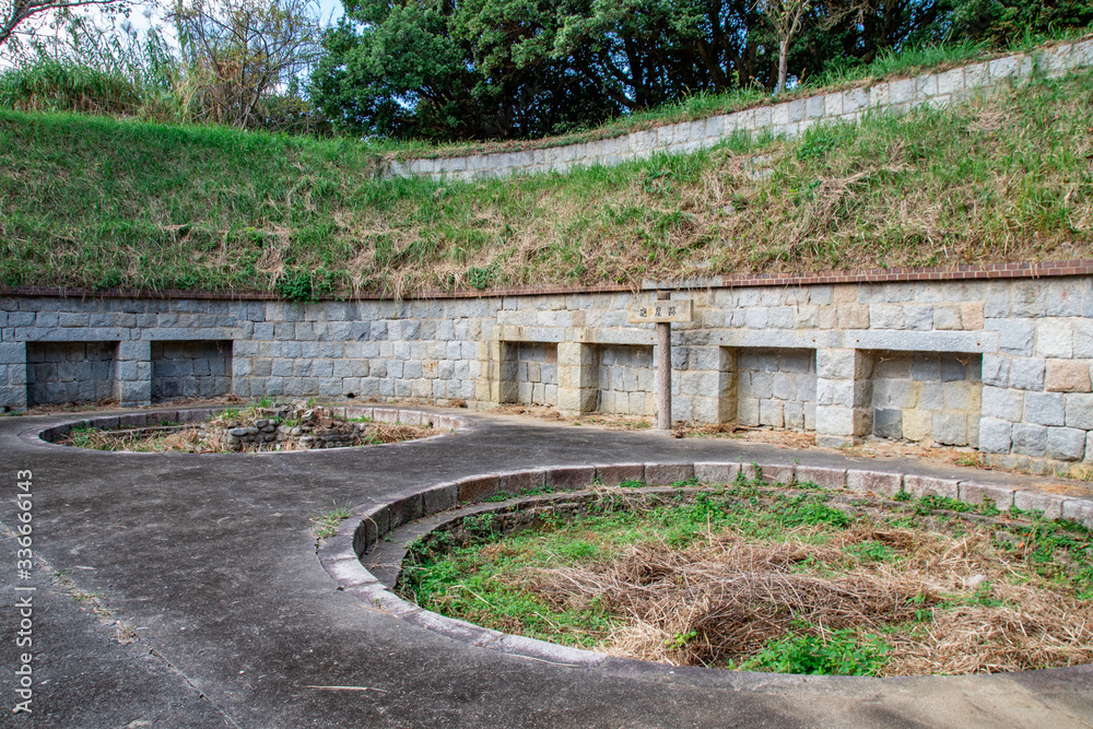 陸軍芸予要塞来島要塞 砲座跡 愛媛県今治市小島 Battery remains in Oshima island, Imabari city ...