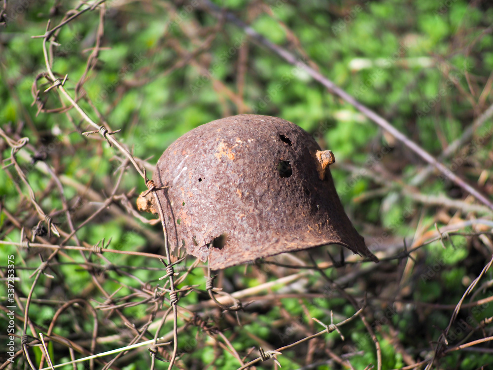 Wehrmacht Rusty M35 Helmet WWII Damaged By Bullets And Shrapnel. Metal ...