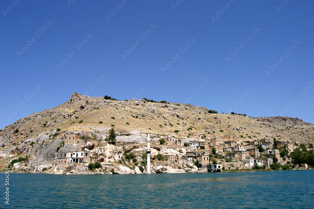 Minaret at sunken village Savasan in Euphrates River (Firat), Halfeti ...