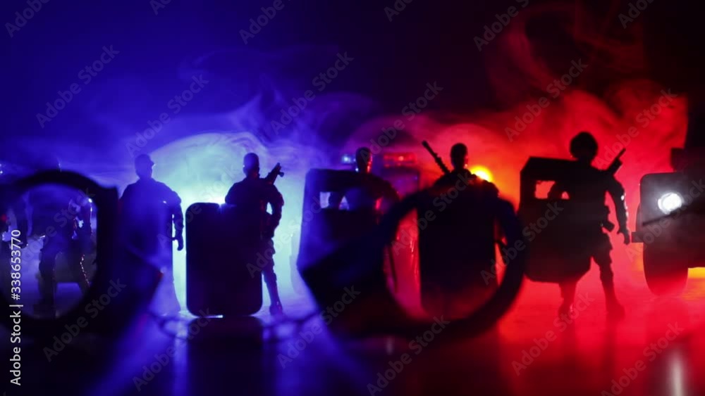 Vidéo Stock Corona virus concept with police. Stay home for ...