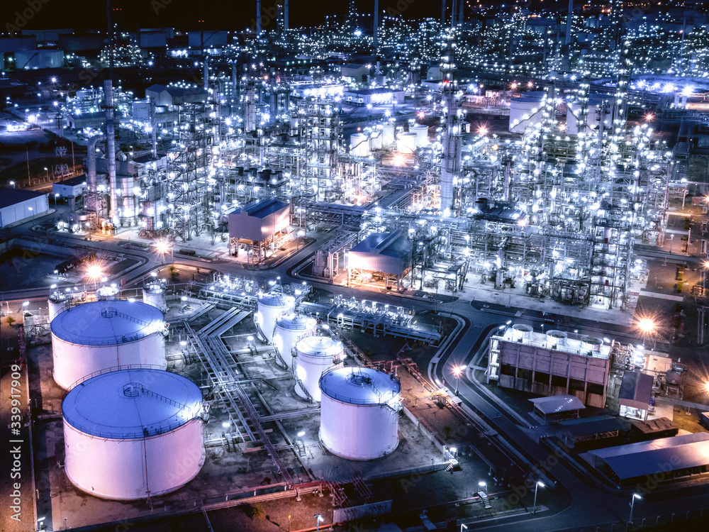 Large oil refinery industrial estates. Fuel refinery industry at night ...