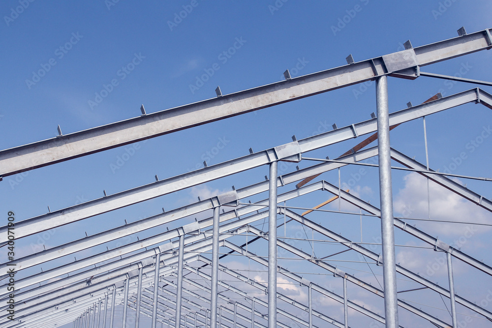 Steel beam structure on new building. Fast building construction Stock ...