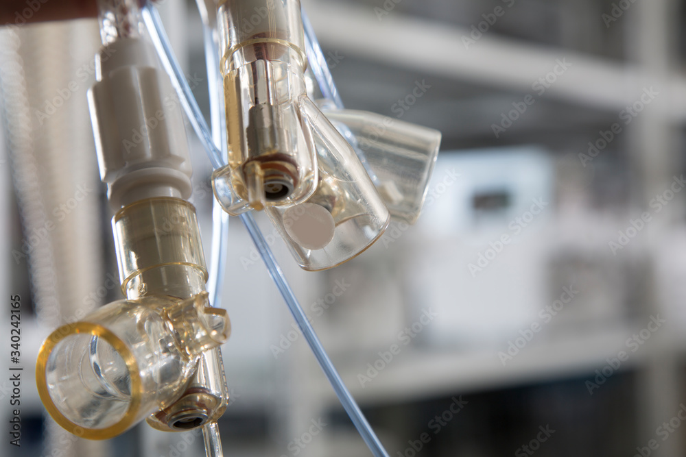 Apparatus for artificial lung ventilation. Intensive care ...