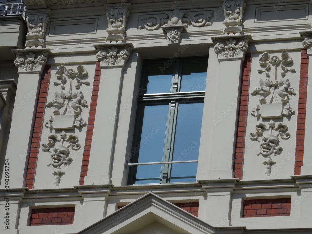 historische Fenster Stock Photo | Adobe Stock