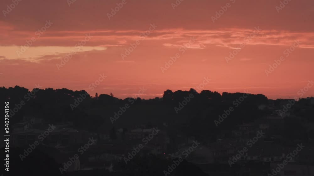 Timelapse of the first lights in the morning and how they look in the ...