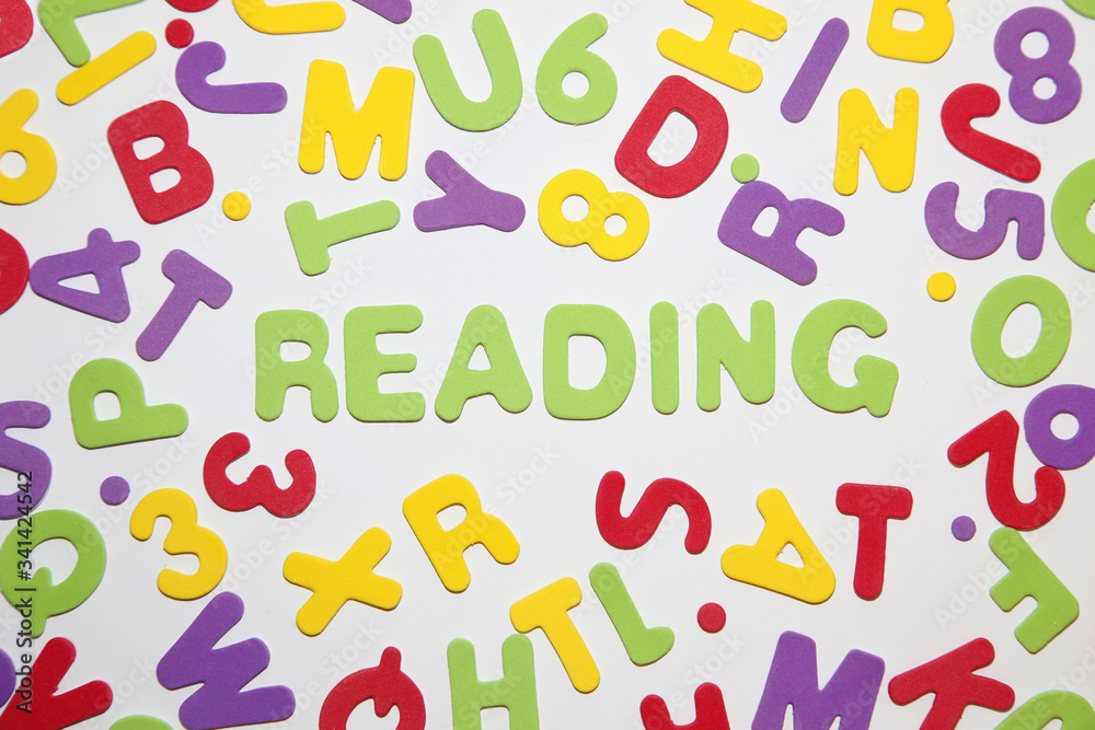 word - reading - and seamless pattern with letters of the alphabet and ...