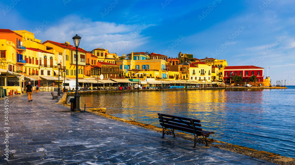 Foto de View of old port of Chania. Landmarks of Crete island. Greece ...
