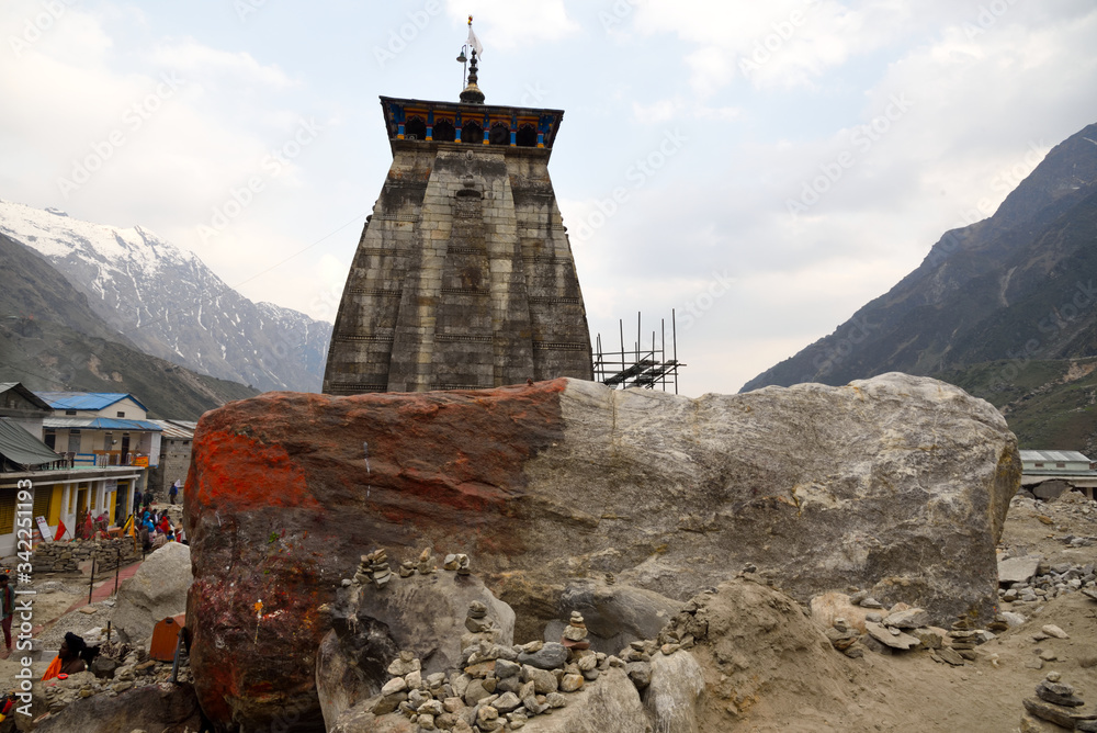 Kedarnath Temple back side view Stock-Foto | Adobe Stock