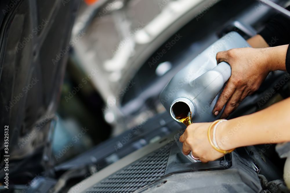 Professional local car repair shop, automobile workshop service to help ...