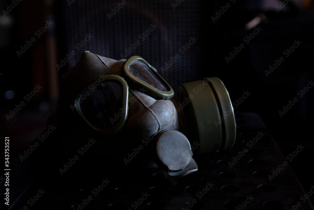 Military Gas Mask in dark ambient. Coronavirus, Covid19 pandemic ...