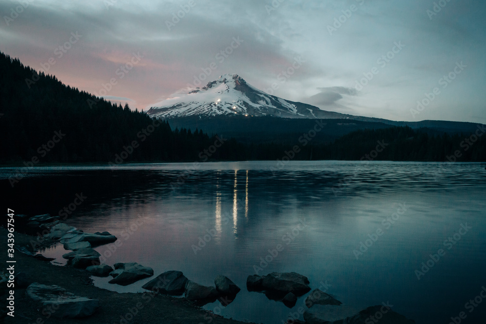 Trillium Lake and Mt. Hood at night in Oregon. Stock Photo | Adobe Stock