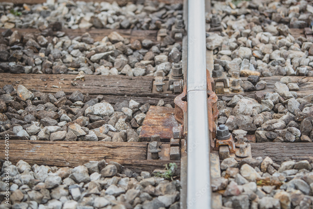 Temporary Fix Of Broken Or Cracked Rail Or Railway Track Due To Cold