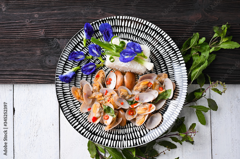 Stir fried Spicy Clam (Surf clam, Short necked clam, Carpet clam, Venus ...