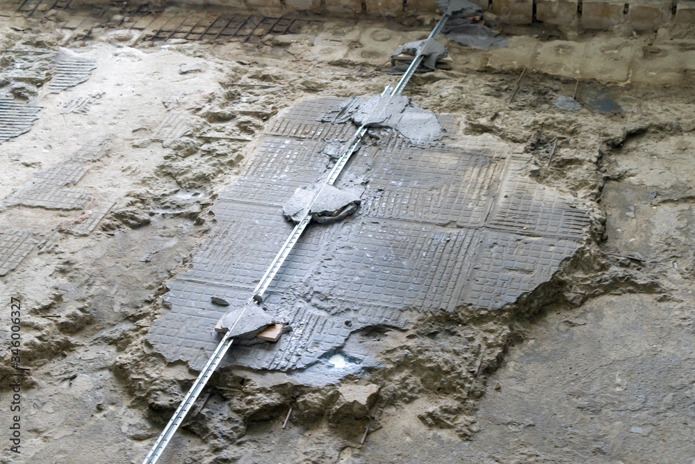 Floor preparation for concrete pouring. Installation of level guide for ...
