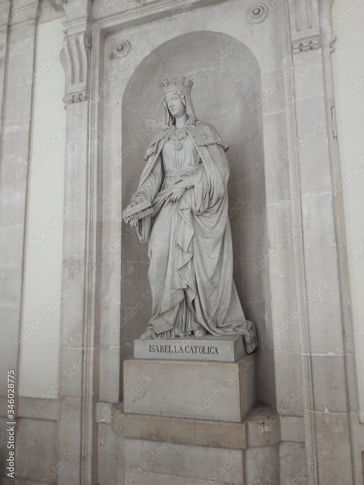 Isabel la catolica, Isabel the Catholic statue in the Madrid Royal ...
