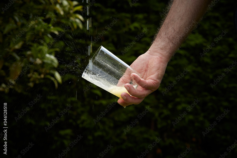 Stockfoto Man pouring cider in Asturias. Traditional way of serving a ...