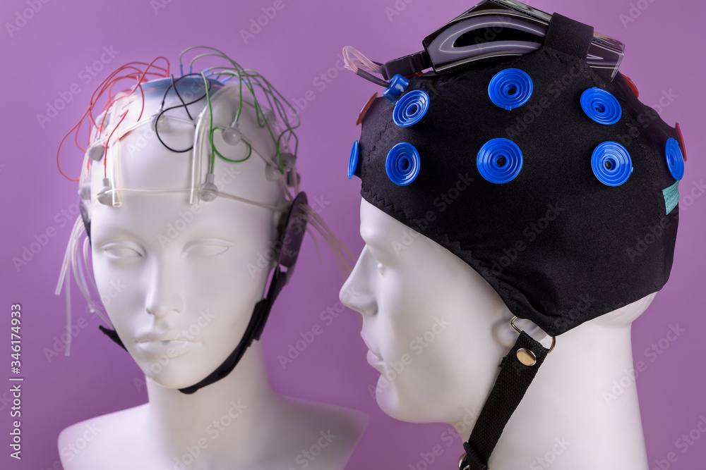 model heads with EEG electrodes different types, EEG headset equipment ...