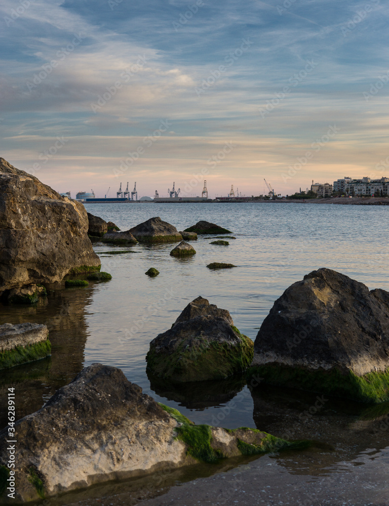 Stockfoto Fotografía Tomada en el espigón del Puerto de Sagunto. Se ...