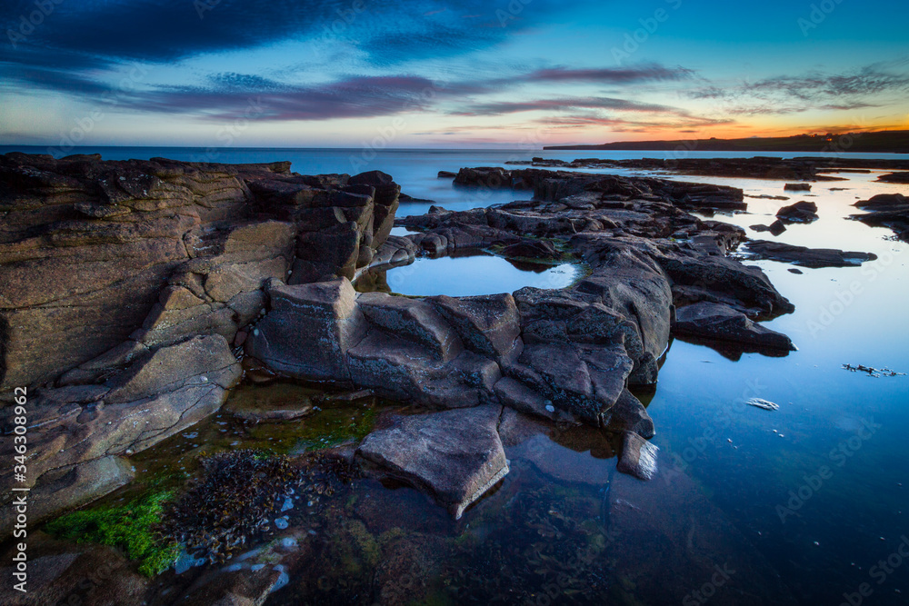 Beautiful scenery of the Atlantic ocean at dusk, Ireland Stock Photo ...