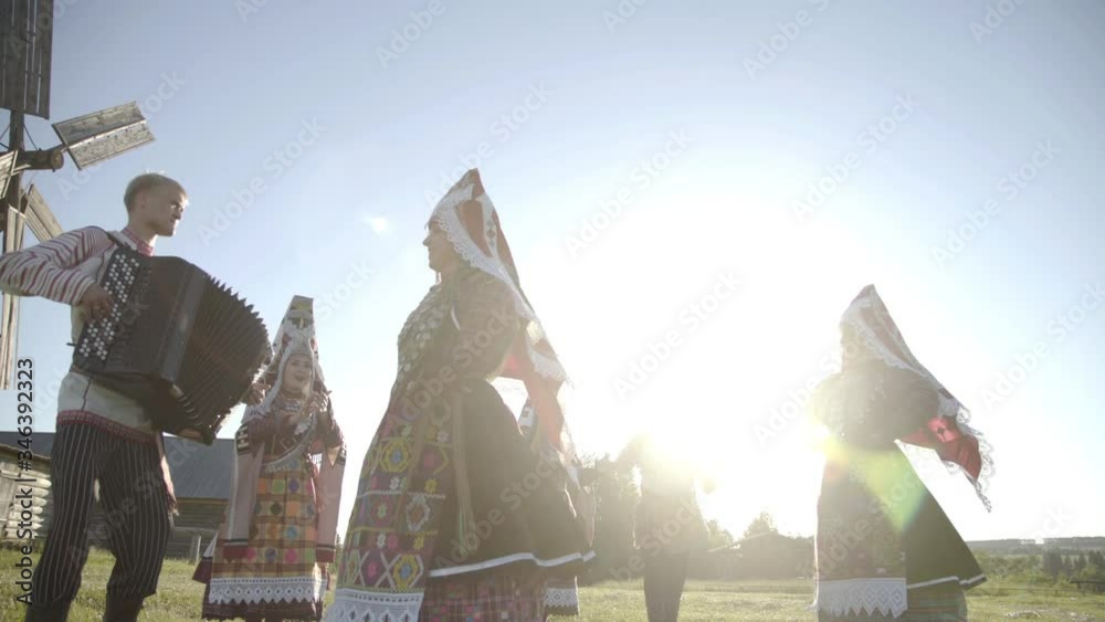 Folklore ensemble indigenous people dancing in traditional clothing ...