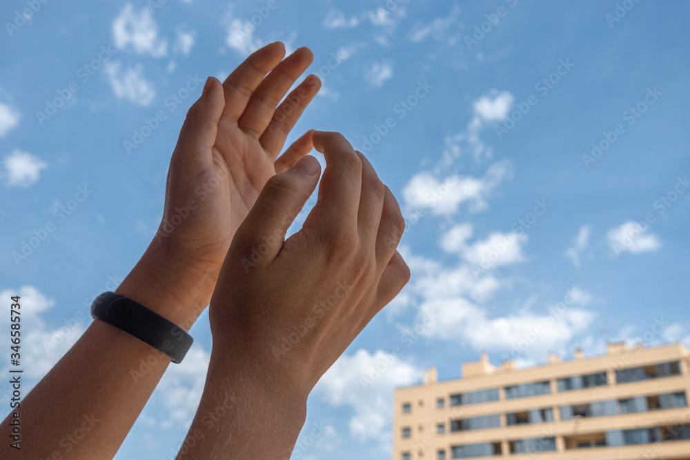 Applause to medical staff. People clapping hands, applauding from ...