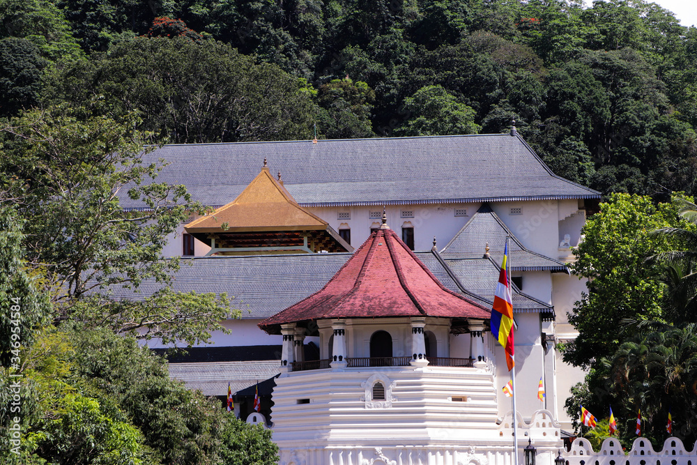 Sri Dalada Maligawa (Temple of the Tooth Relic) Stock Photo | Adobe Stock