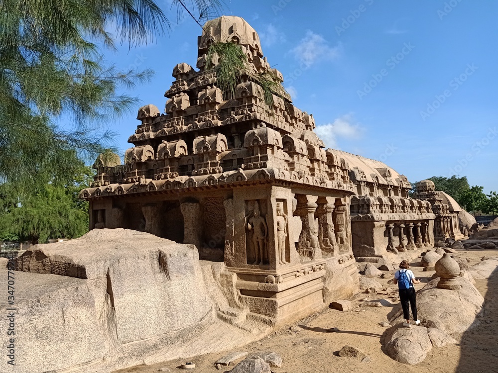 Mamallapuram : A world heritage place: Shore temple, Descent of the ...