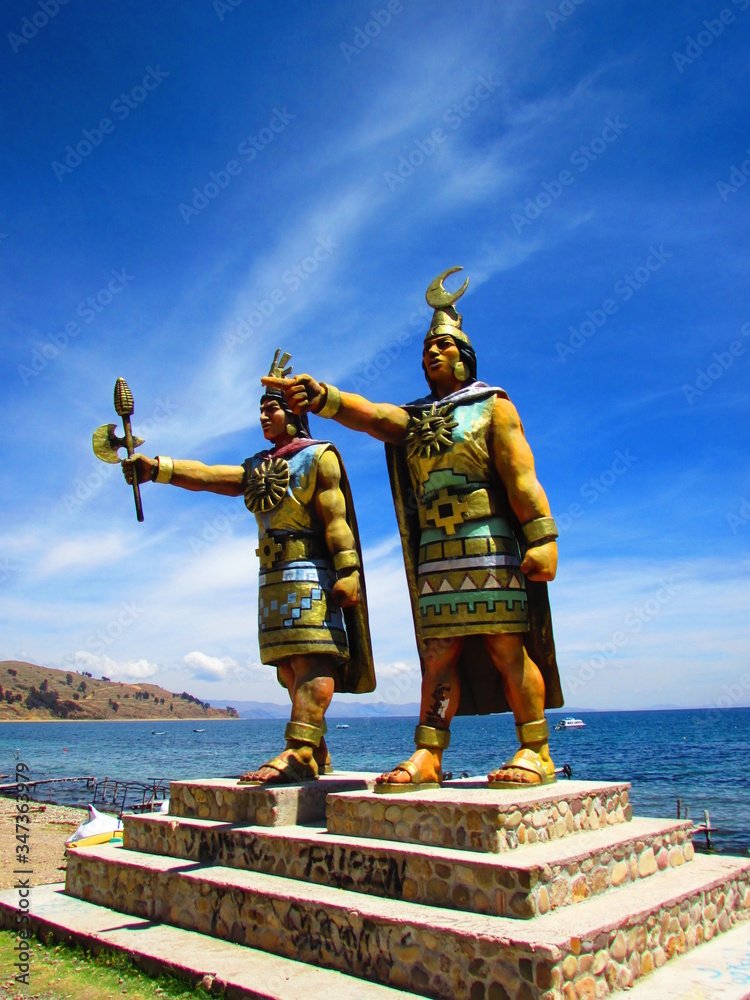 FIguras incas en Lago titicaca, Copacabana, Bolivia Stock Photo | Adobe ...
