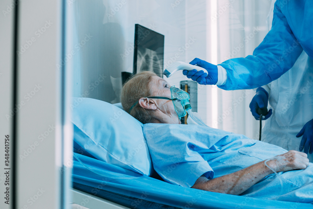 Medical team try to encourage and treat symptoms better to old woman ...