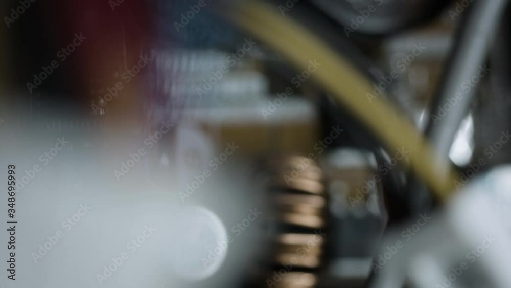 Vidéo Stock Gear and mechanic parts closeup video. Moving parts of a ...