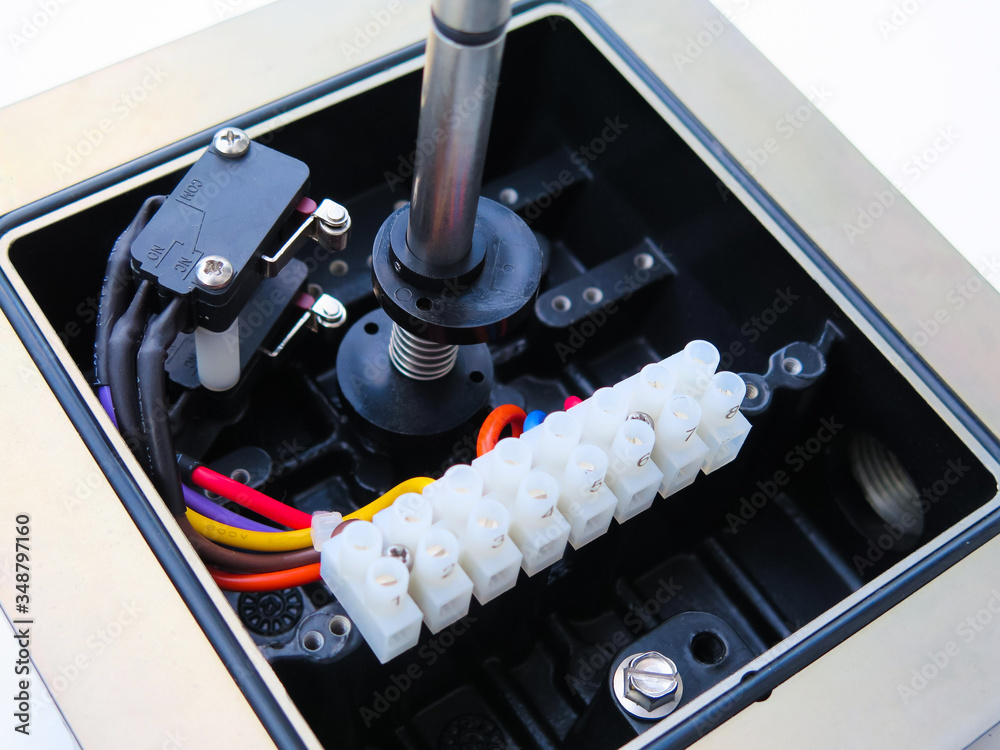 Explosion proof Instrument position switch and terminal block ...