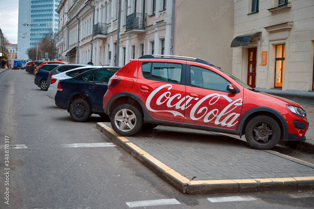 Foto de Minsk, Belarus. Feb 2020. Red colored coca-cola car parked with ...